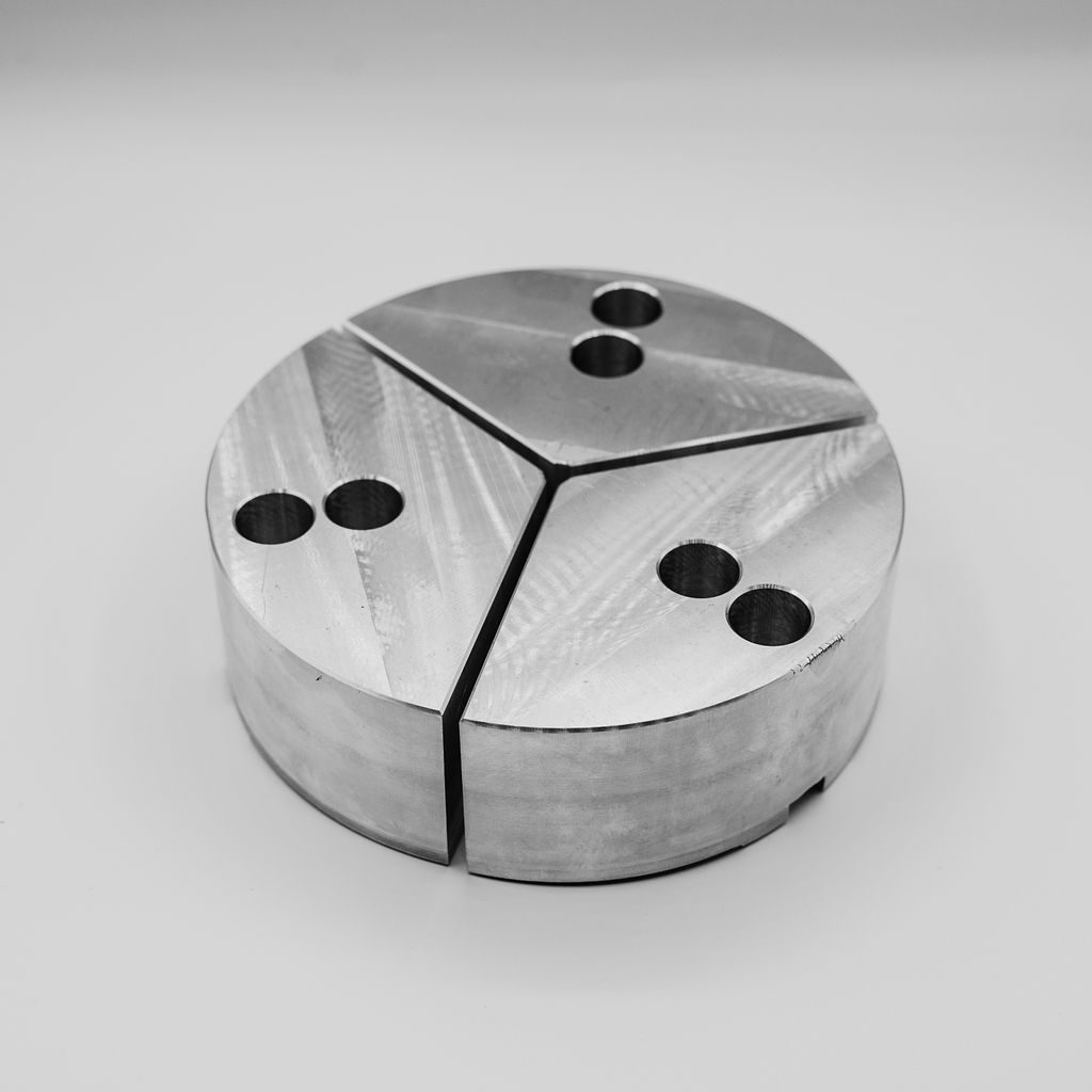 6" Full Grip Round Jaws 1.5MM X 60 Serrated For B-206 Type Chucks (2 ...